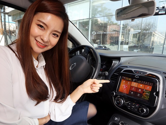 SKT, 태블릿 네이게이션 T2C 출시...2016년형 QM3에 탑재