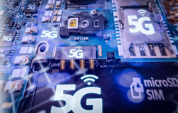 이음 5G 28㎓ 대역 800㎒폭 지원 단말 이달 나온다