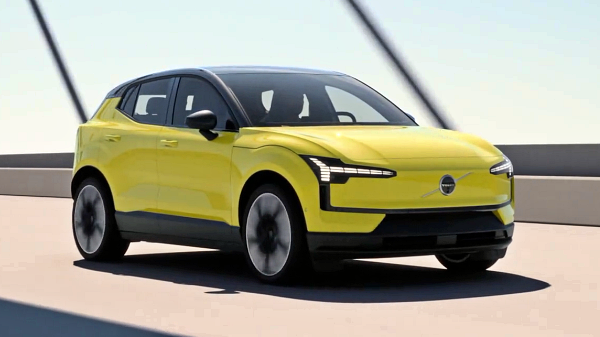 볼보, 최신 전기차 EX30 출시…가격은?