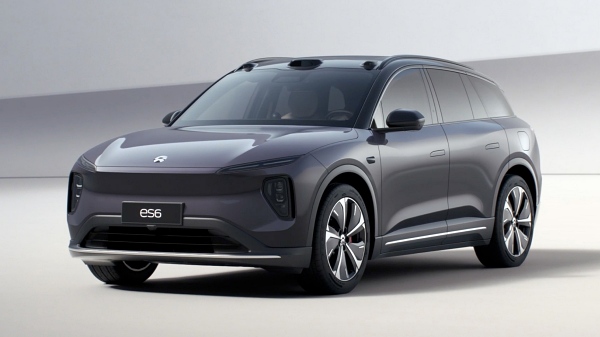 中 니오 '2세대 ES6' 인기…하루 300대 이상 찍어낸다