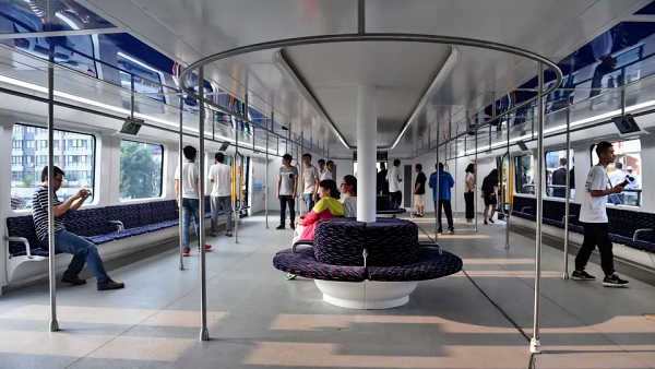 中 최대 1400명 태울 수 있는 미래 도시형 버스 등장