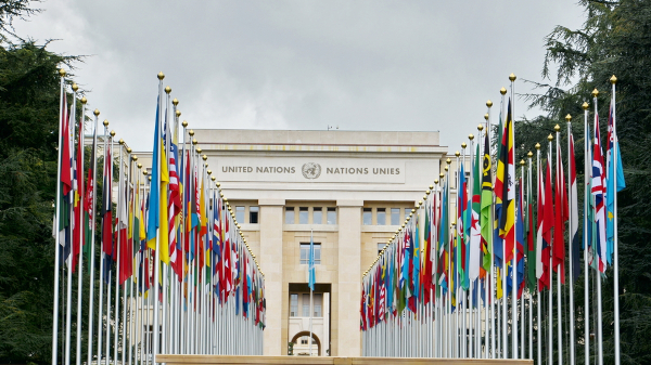 SF영화 아닌 현실...AI 킬러 로봇, 규제는 어떻게? - Kollo