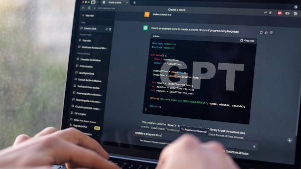 GPT-4로 오픈소스 LLM 최적화하니...훨씬 저렴하고 좋아졌다고?