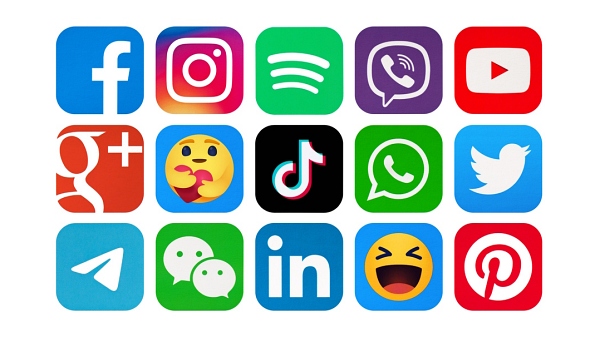 "SNS로부터 청소년 보호하자" 美 캘리포니아주가 발의한 법안…어떤 내용? - Kollo