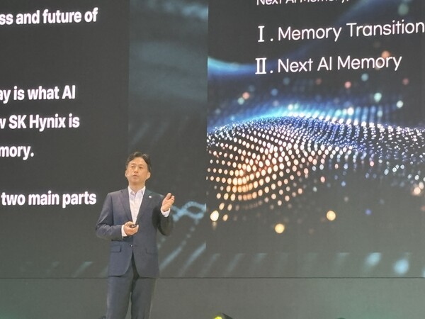 [SK AI 서밋]곽노정 SK하이닉스 CEO "메모리도 AI시대로"...장기 로드맵 공개