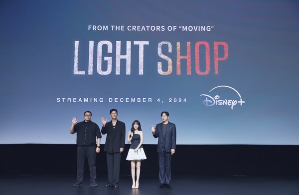 강풀 “디즈니+ 조명가게, 무빙과 결은 달라도 같은 이야기”