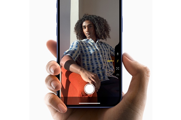 iOS 19 카메라 앱, 비전 프로 영감 받았나